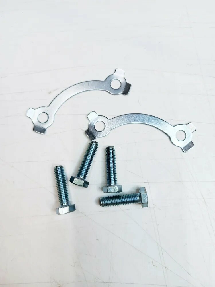 Набор крепления задней звезды ведомой Питбайк ( 4 болта +2 пластины)