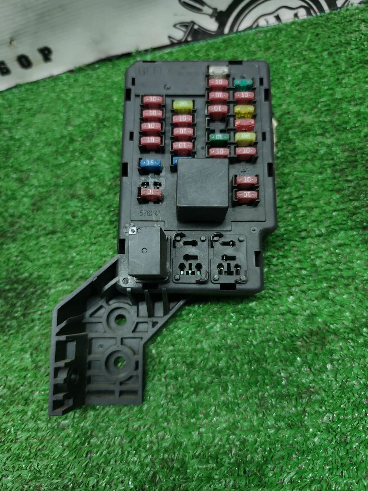 Блок предохранителей салонный Geely Emgrand EC7. с пробегом
