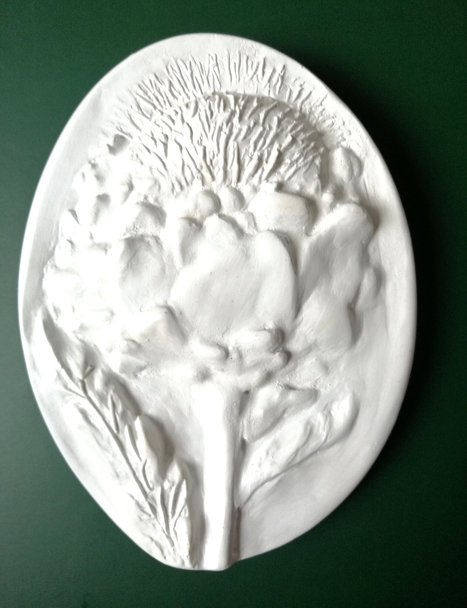 Панно из гипса барельеф на стену овальное "Белый артишок" Ручная роспись