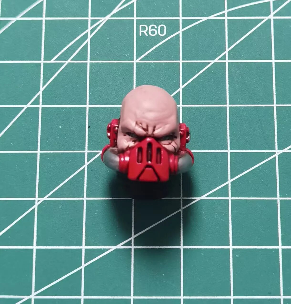 JOYTOY Warhammer 40K Imperial Fists Head R60, Toy Accessory 1