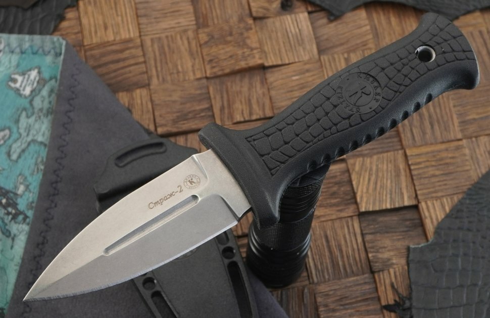 Универсальный городской тактический нож Кизляр Страж-2, сталь AUS-8, SW, черная рукоять