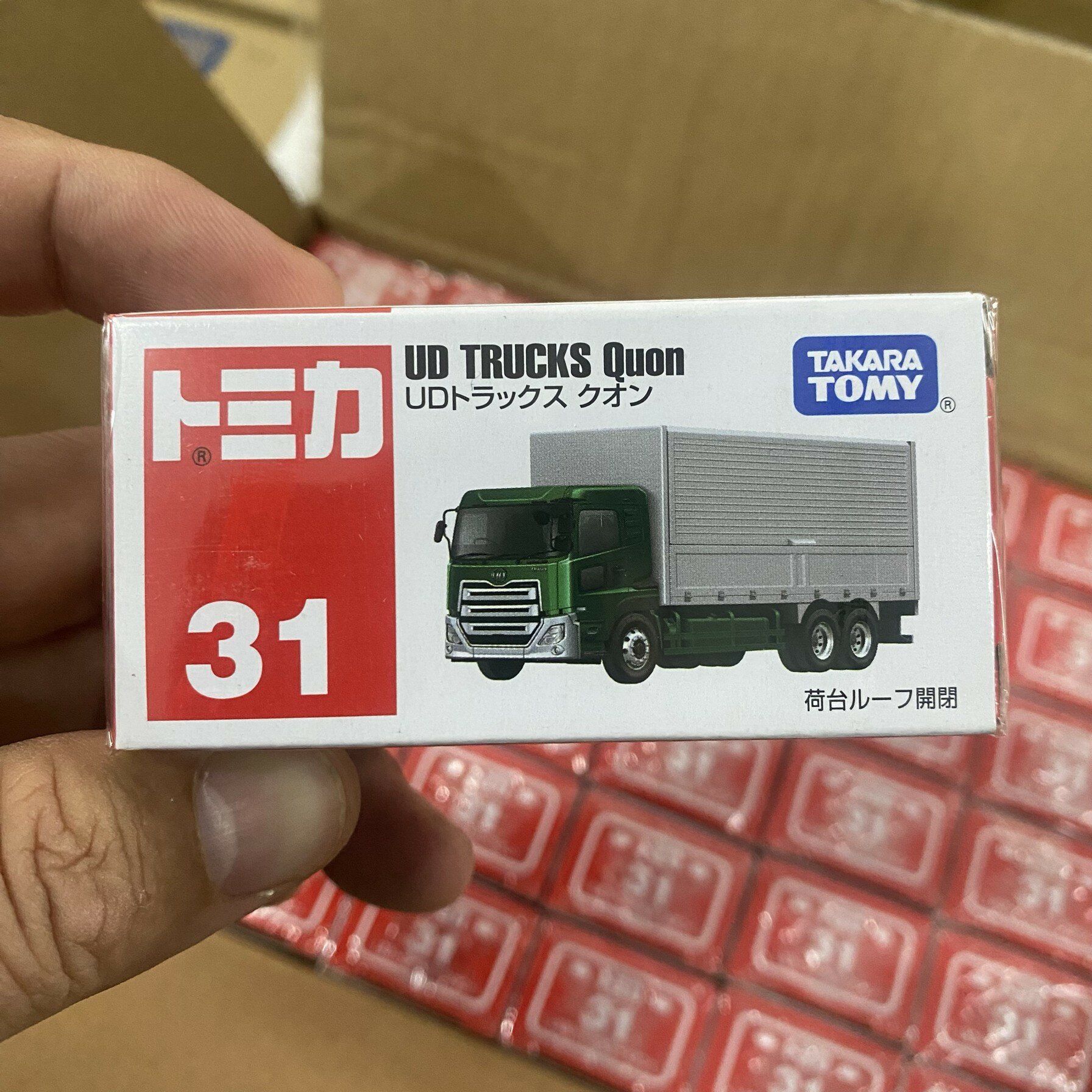 Новый продукт 2026 года: автомобиль из сплава TOMY Domeka, модель № 98, автобус Tesla Model 3, январское обновление