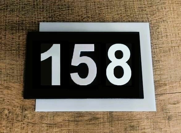 Цифры на дверь, табличка с номером черная 158
