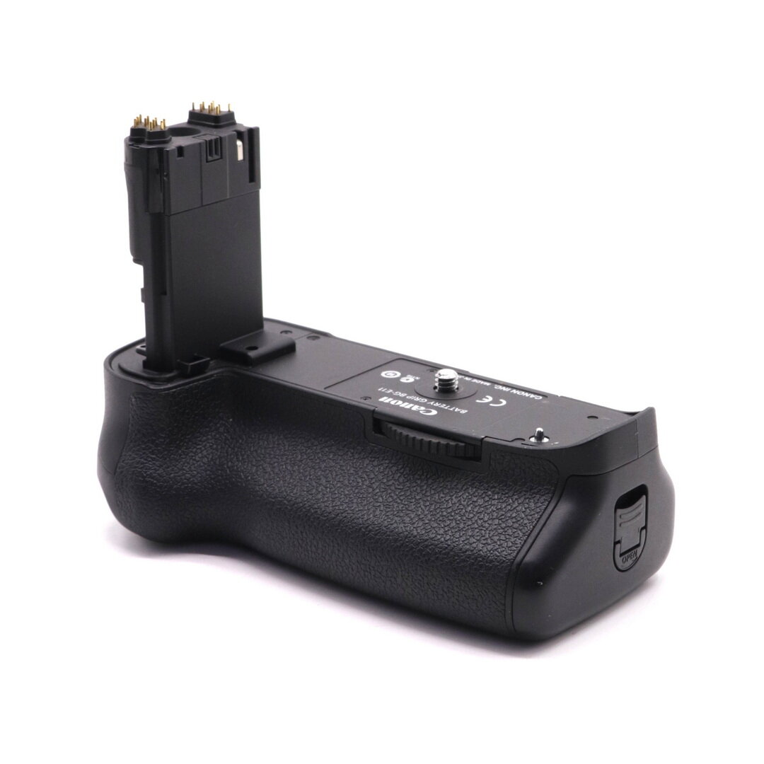 Батарейная ручка для камер Canon BG-E11 оригинал