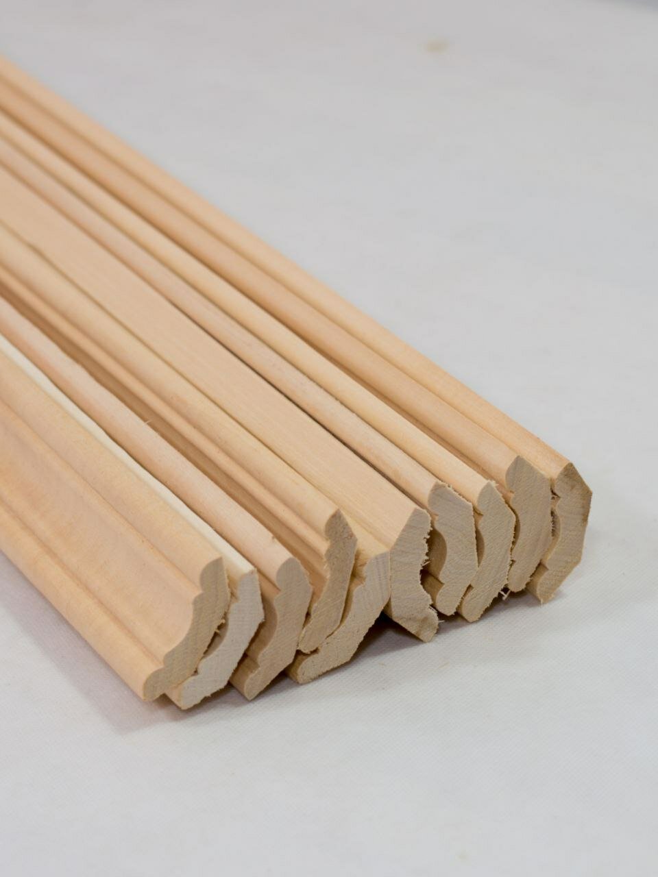 Плинтус деревянный липа 2000х45х14 мм. Упаковка 5 Шт. Благопар