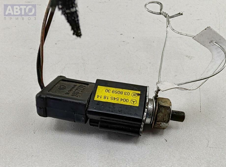 Датчик (включатель) стоп-сигнала Volkswagen LT (1996-2006)