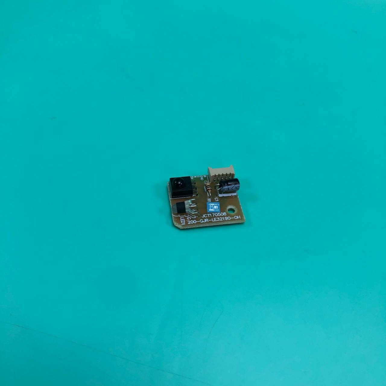 Ик-датчик 200-GJR-LE32190 Dexp F22D7100E