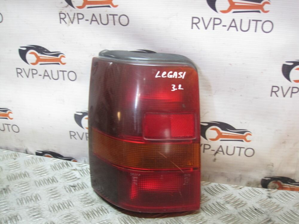 Фонарь задний левый Subaru Legacy B10 1989-1994 84201AA130
