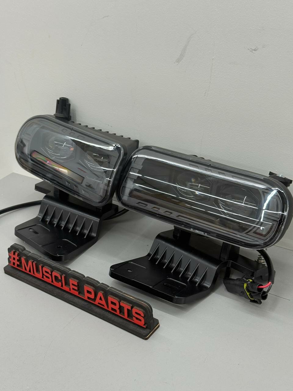 Комплект ПТФ TONG YANG MUS456778, для Chevrolet Tahoe, светодиодные, чёрные