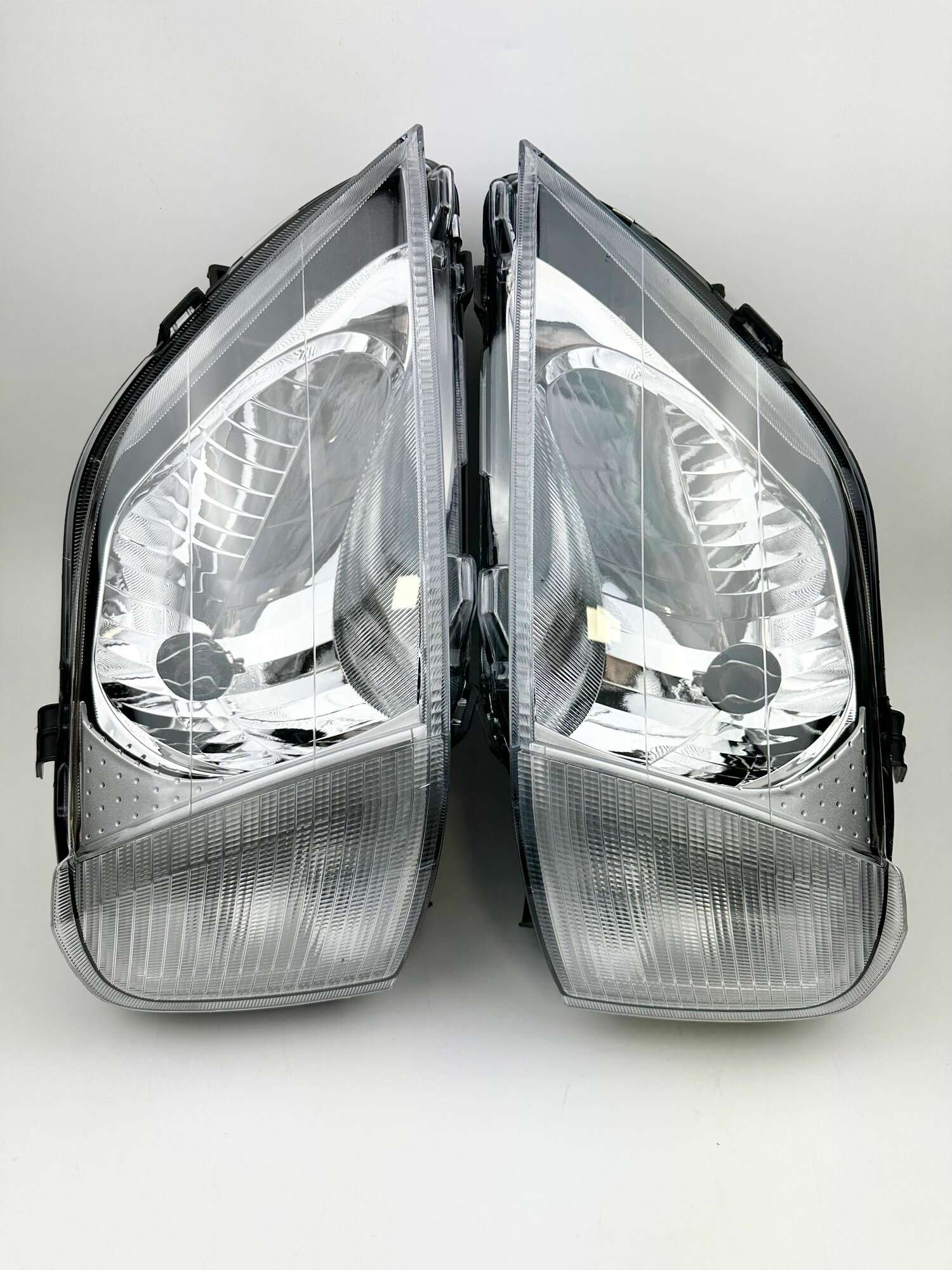 Передние фары, Рено Логан галогенные / Передние фары комплект , Renault Logan (2004-2009)/ Комплект 2 шт