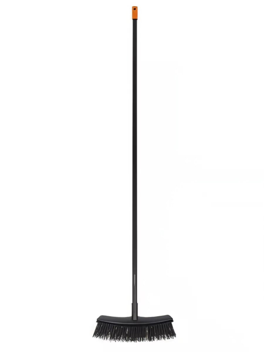 Метла для уборки большая с черенком FISKARS серия Solid (1025926)