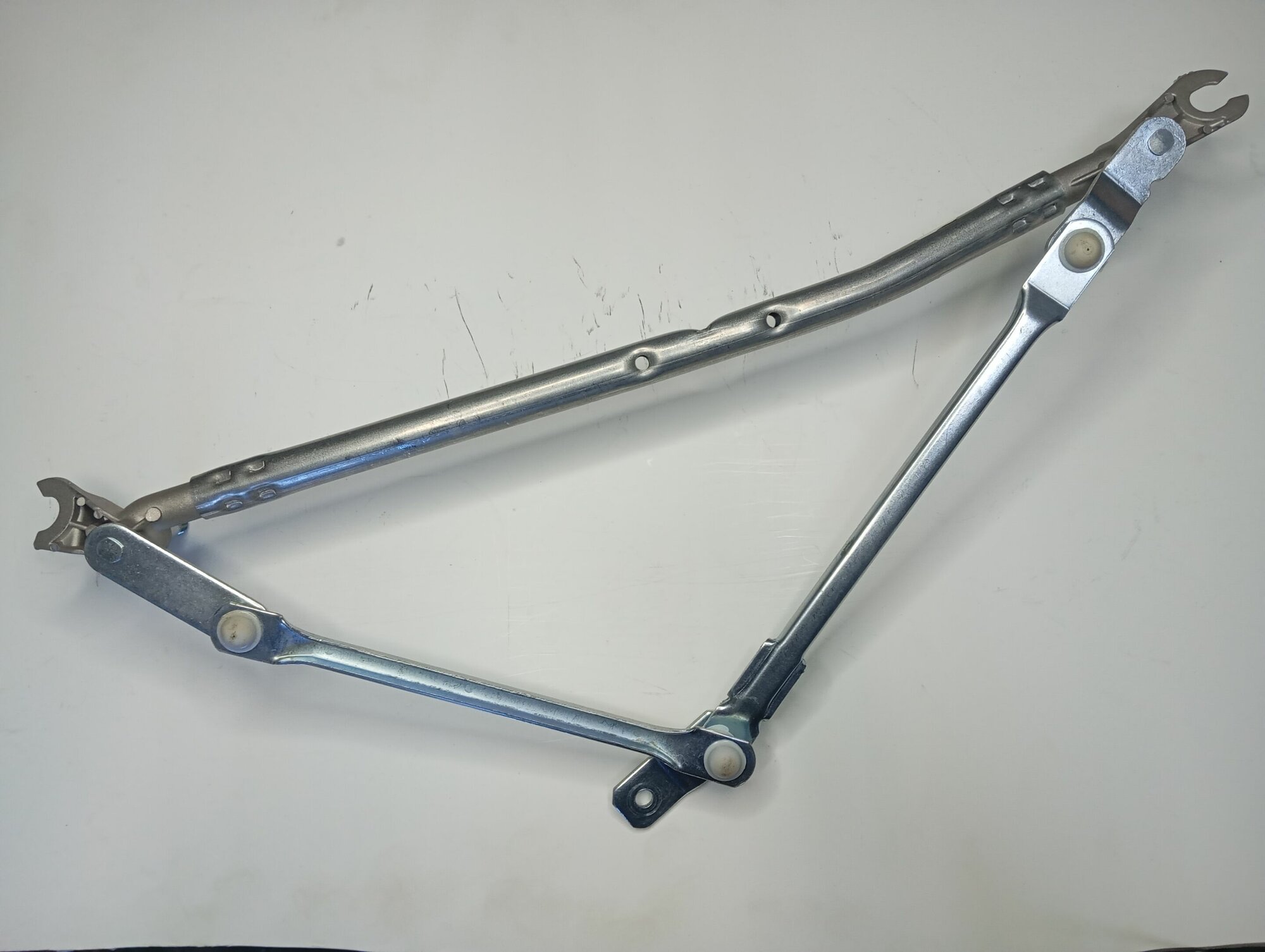 Трапеция стеклоочистителя Geely Emgrand EC7 [1.8 16V CVT седан] 106700139001