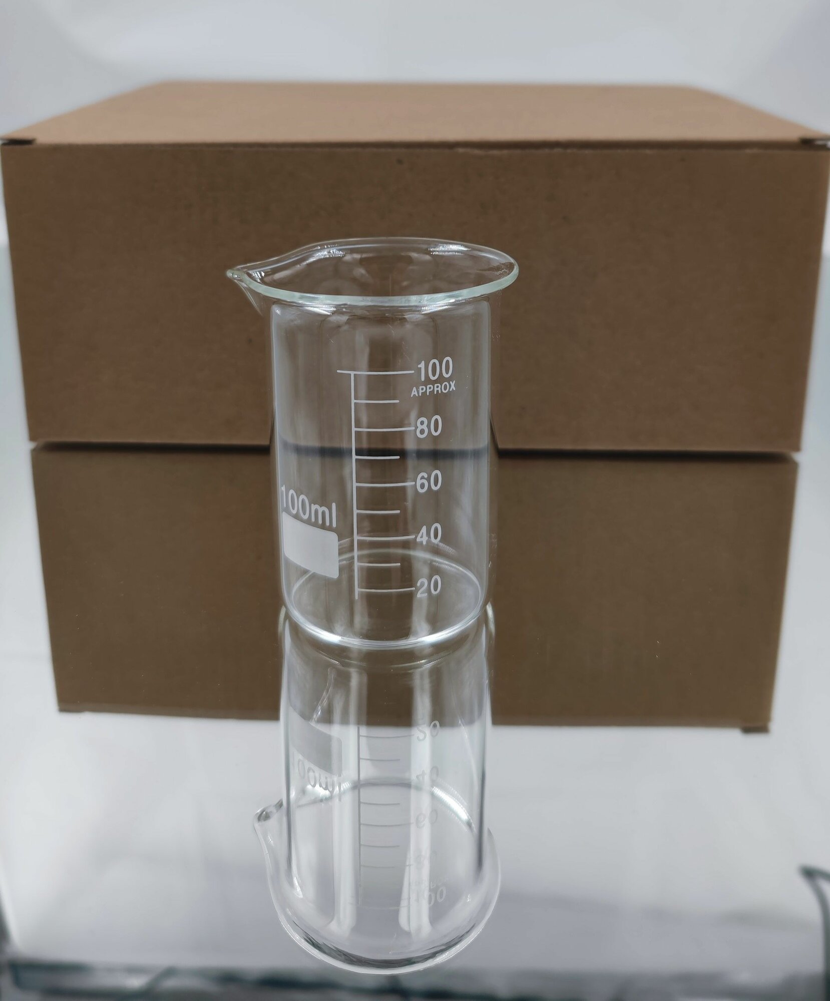 Стакан лабораторный, мерный, низкий, Н-1-100 упаковка 12 шт. Выгода при покупке набором!