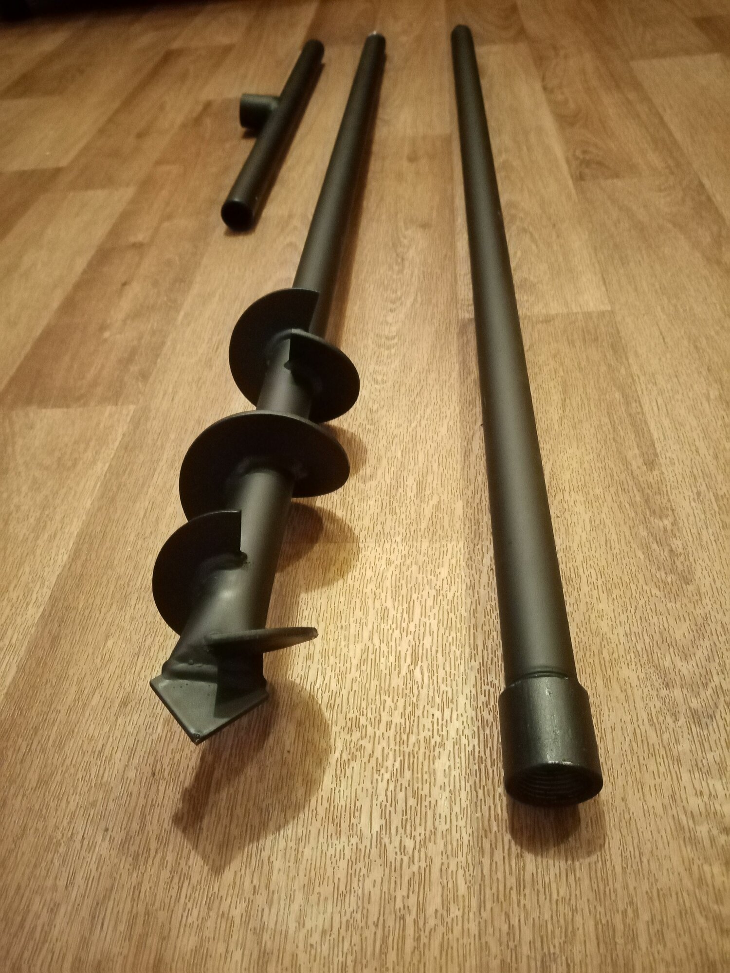 Бур садовый, 3х шнековый, D-70мм*2 метра, Т-образная рукоятка, металлический, черный