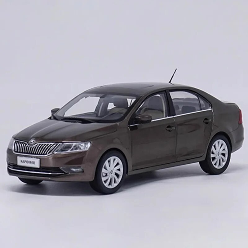 Масштабная модель Skoda RAPID 2018 JERREN металлическая 1:18
