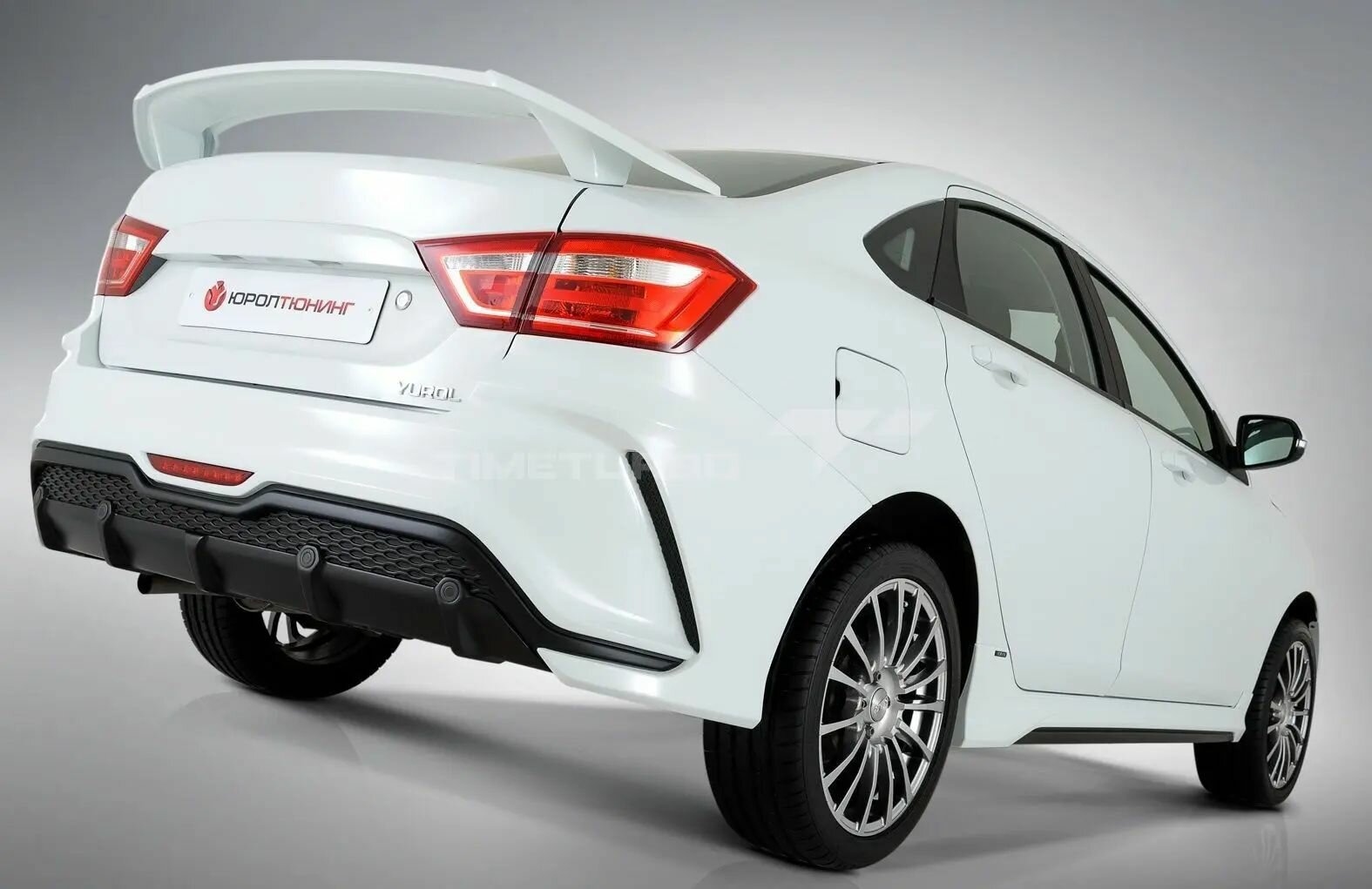 Веста Спойлер Антикрыло (неокрашенный)