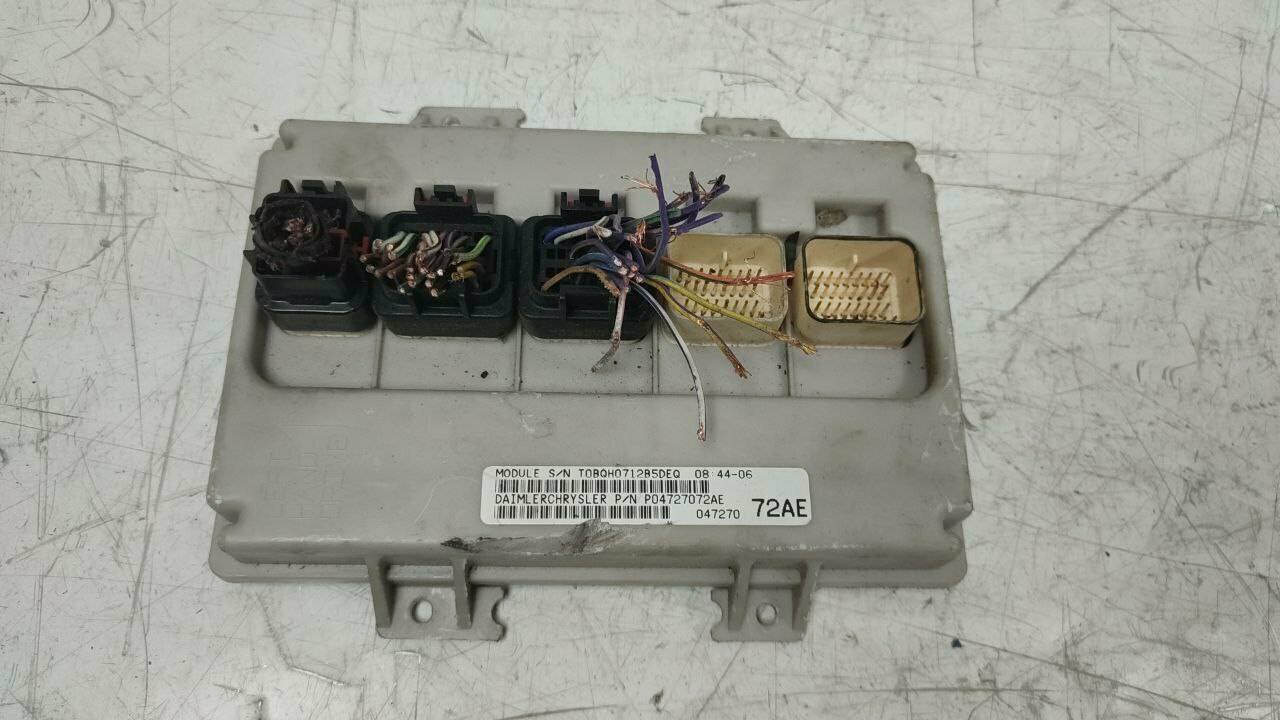 Блок комфорта Dodge Caravan 4 (2000 - 2007) P04727072AE