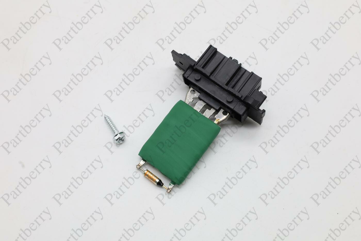 Резистор отопителя PARTBERRY PB541001 для GENERAL MOTORS 13248240, GENERAL MOTORS 6845796, GENERAL MOTORS 13480494.