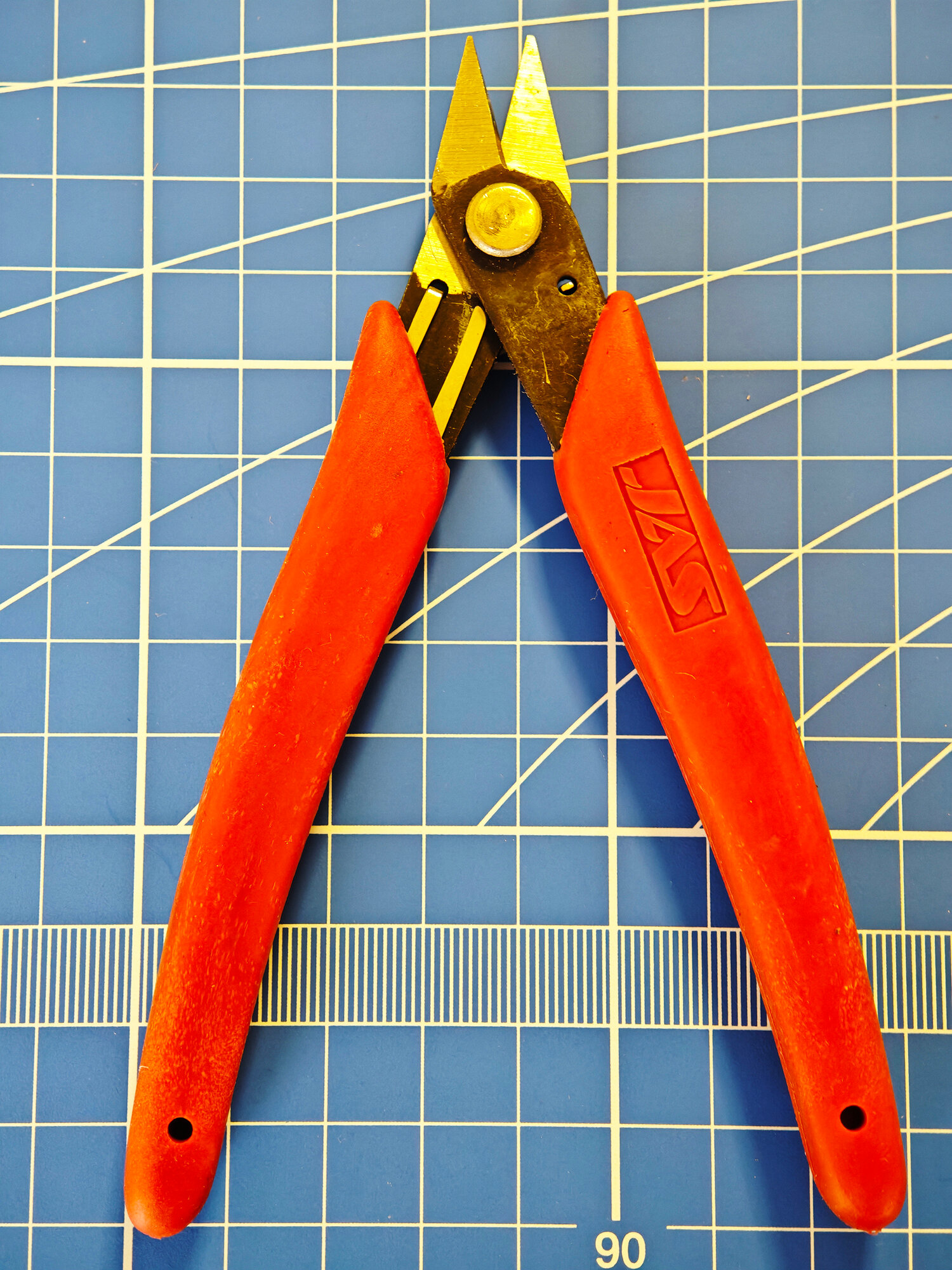 Кусачки для фототравления