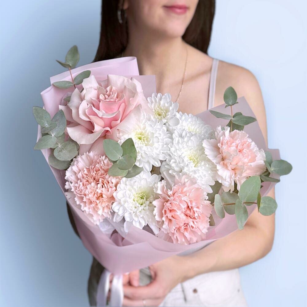 Цветы живые букет из кустовой хризантемы, гвоздики и розы "Очарование утра" Flor2u