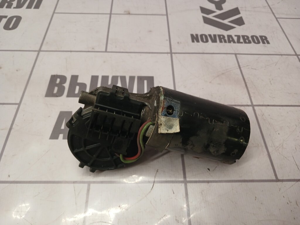 Моторчик стеклоочистителя передний Ford Focus 1 1998-2004