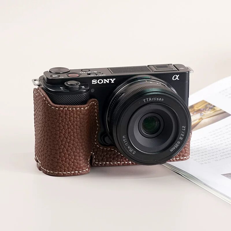 Sony ZV-E10 Одиночное основание с личи-текстурой, бежевый крепеж для камеры