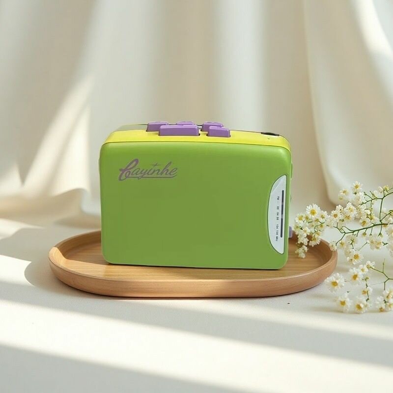 Портативный магнитофон walkman с лентопротяжным приводом