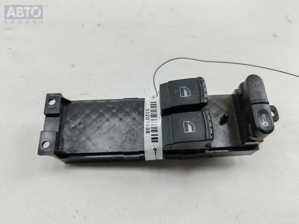 Блок кнопок управления стеклоподъемниками Volkswagen Passat B5