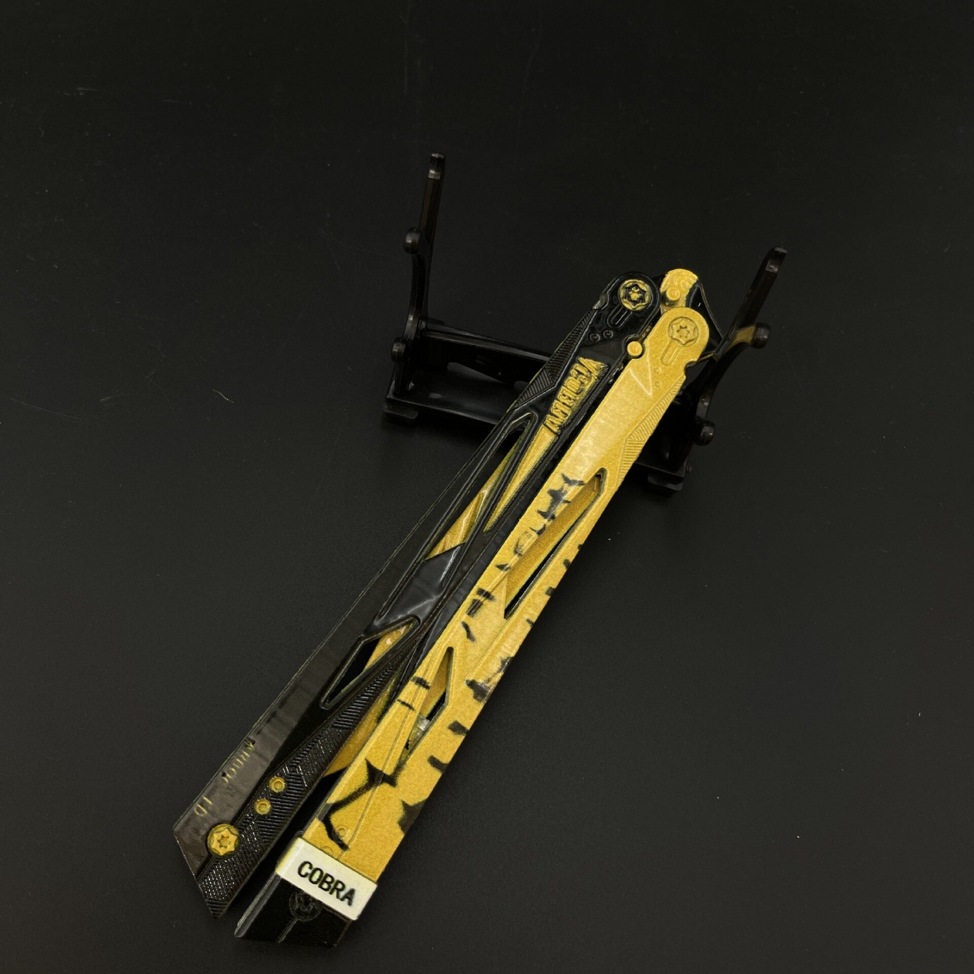 Нож-бабочка Shadow Blade, периферийное устройство для игры Delta Operation, модель из цинкового сплава, не заточенный, такая же, как в игре