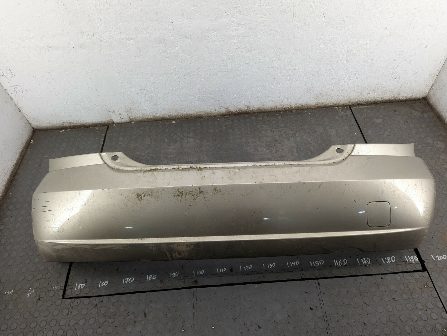 Бампер задний Nissan Almera N16 Б/У