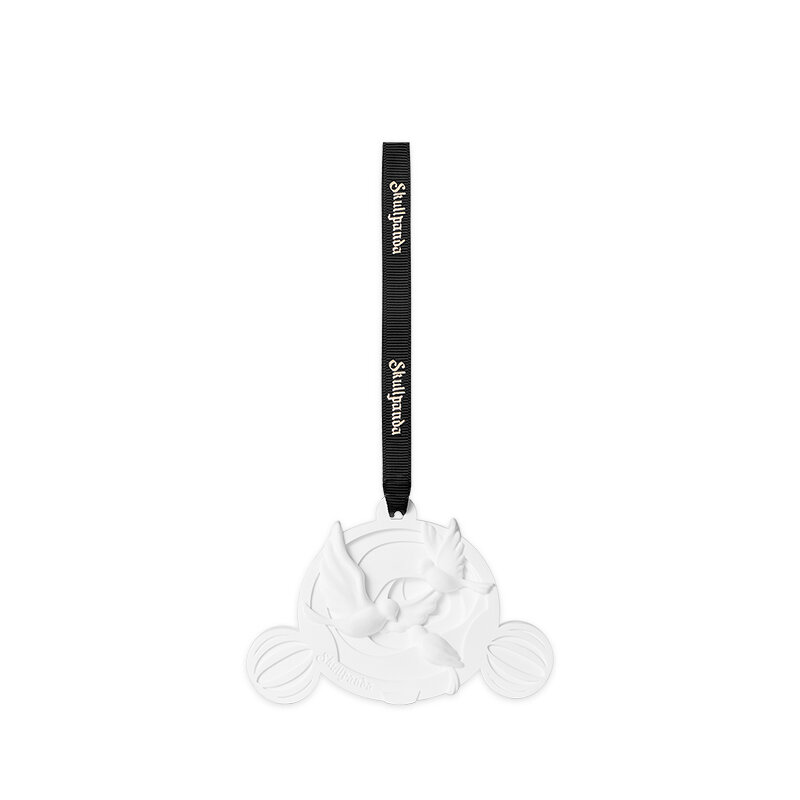 POP MART SKULLPANDA Pop Mart IP Manshang Collection Gypsum Aromatherapy Trend Based Products 7.3cm null