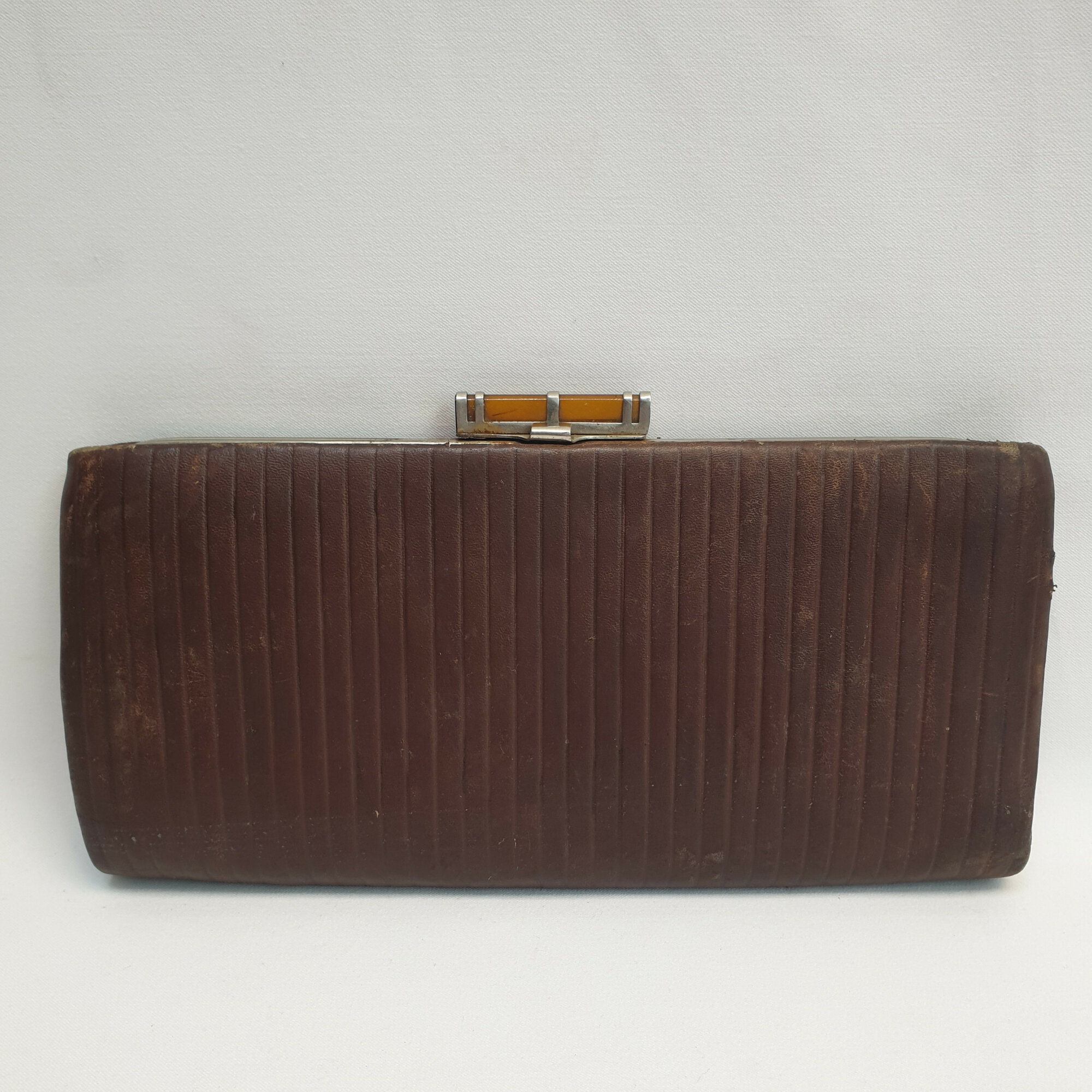 Винтажный женский кожаный клатч 25х12 см, следы времени, СССР.