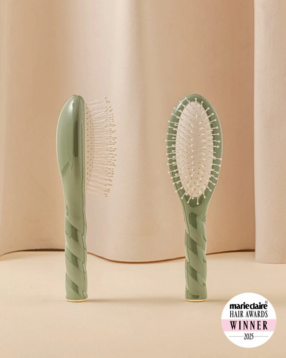La bonne brosse Массажная расческа для распутывания волос N.04 The Small Massaging Detangling HairBrush, Almond Green