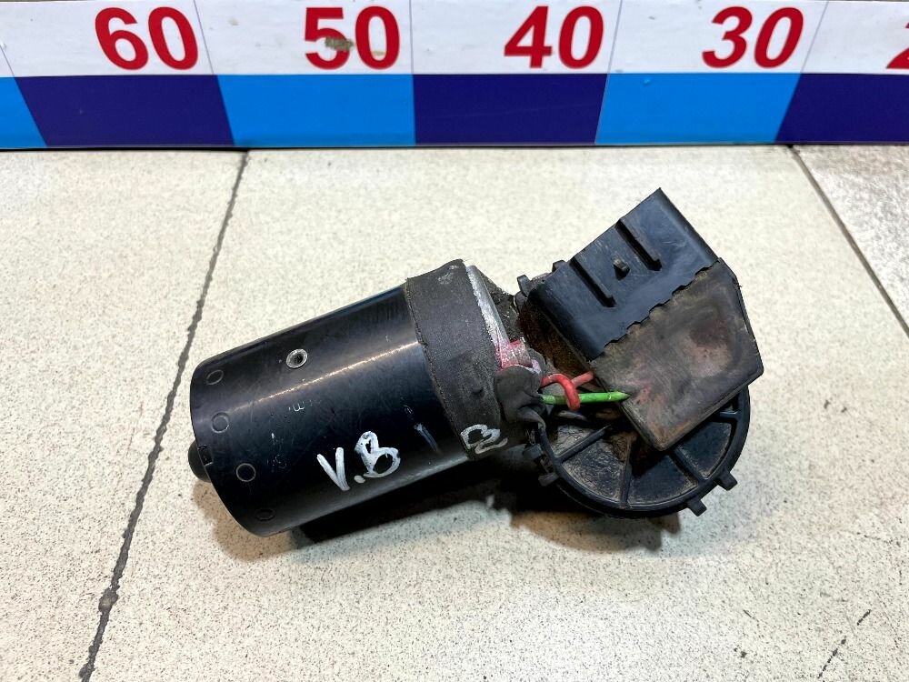 Моторчик стеклоочистителя передний Opel Vectra B