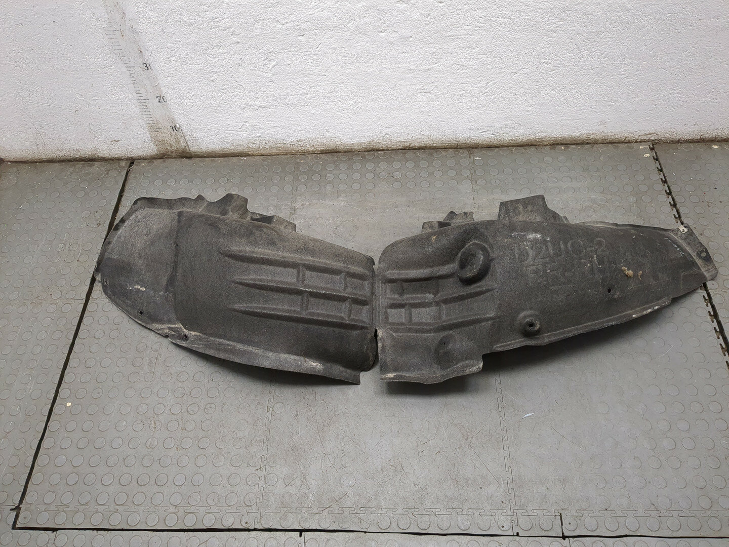 Защита арок (подкрылок) правая задняя Chevrolet Equinox 2024- Б/У