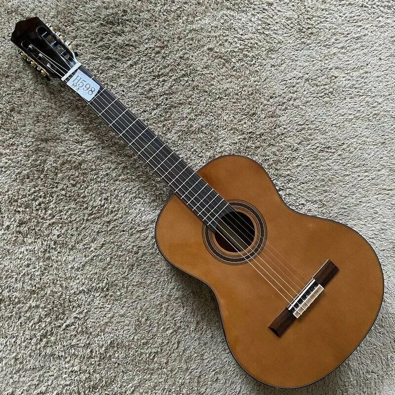 Классическая гитара из цельной древесины (красная сосна + красное дерево), 39 дюймов, с регулируемым грифом, полностью массивная дека.