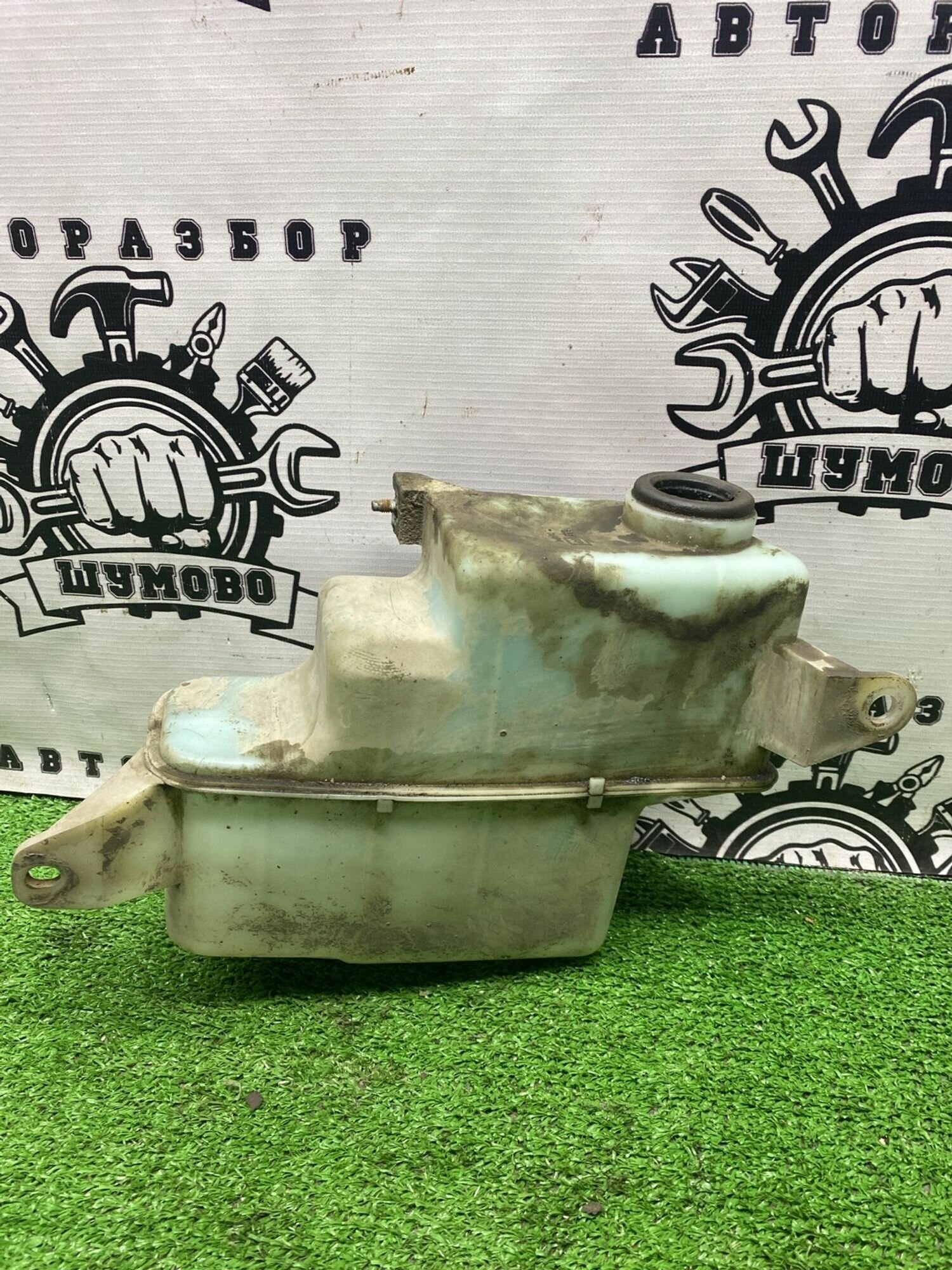 Бачок омывателя Toyota Corona EXiV, II (ST200) . с пробегом