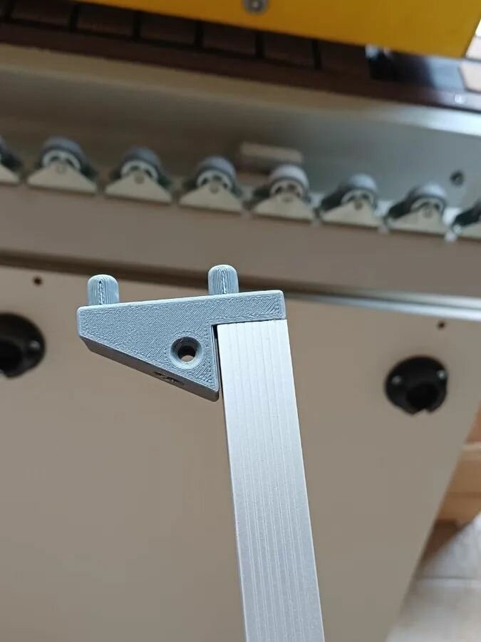 Уголок мебельный монтажный для профиль-царги передней, аналог ucp1