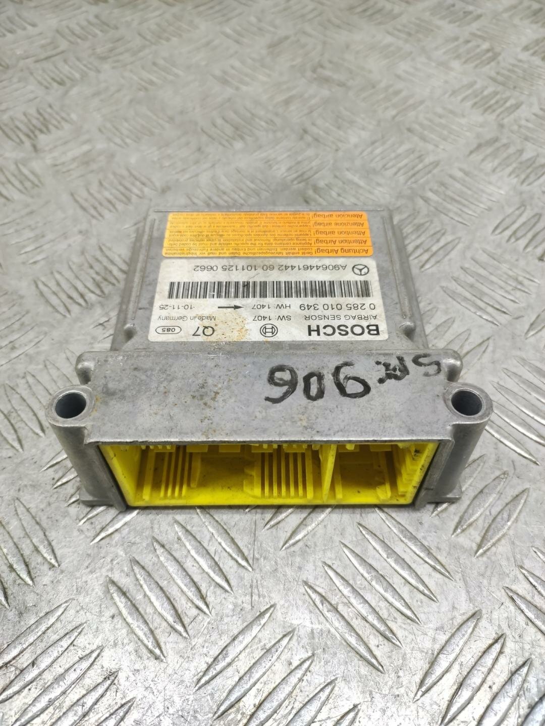 Блок управления подушками безопасности Mercedes-Benz Sprinter W906 рест. 2015 0285010349