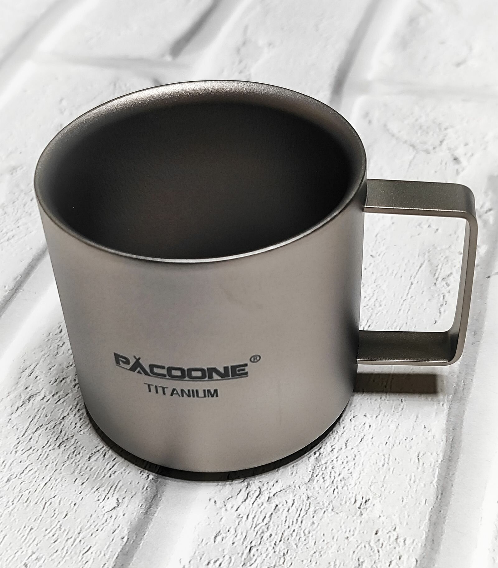 Кружка титановая двойная 220мл с ручкой