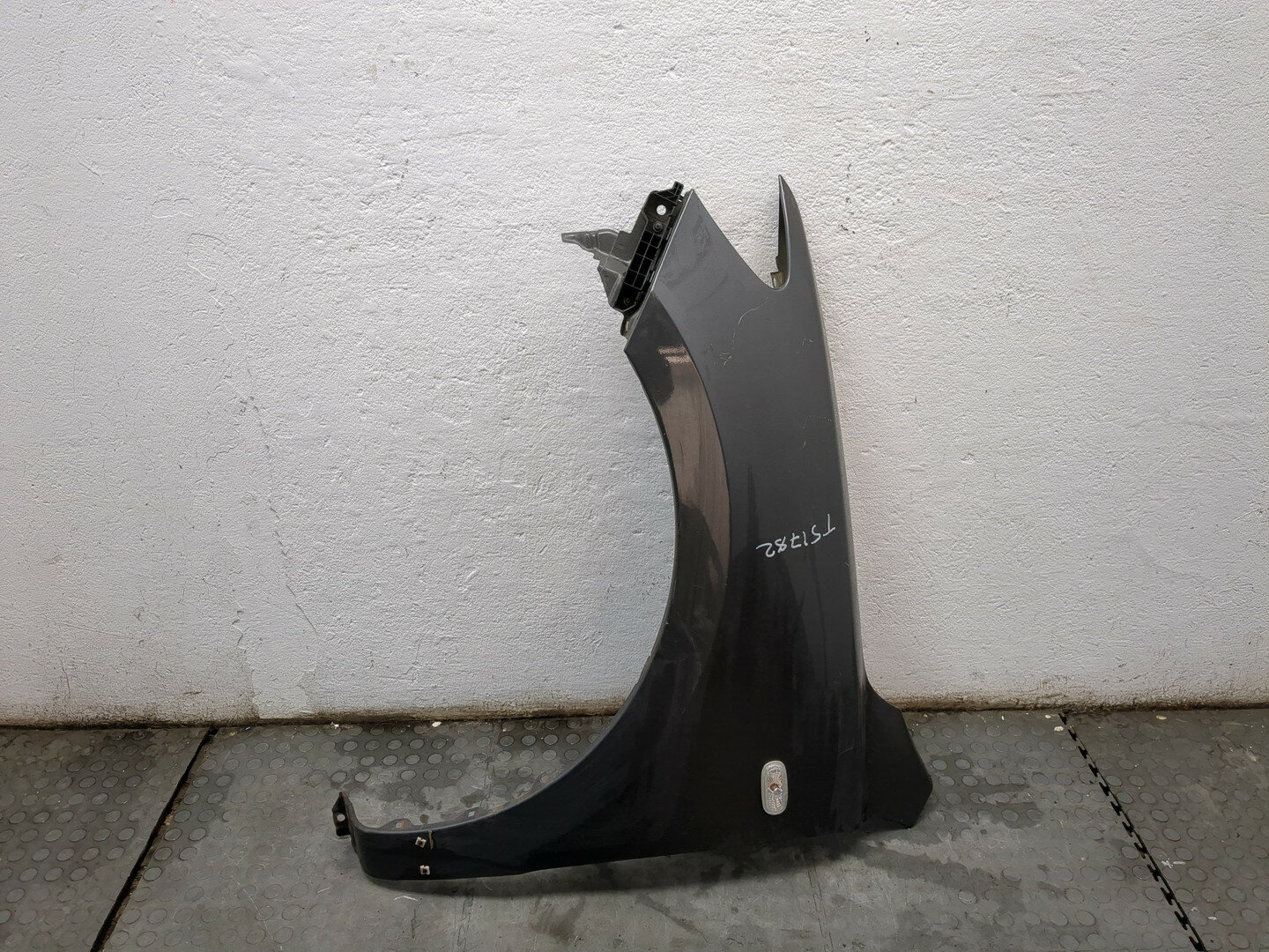 Крыло левое переднее Hyundai Santa Fe Б/У