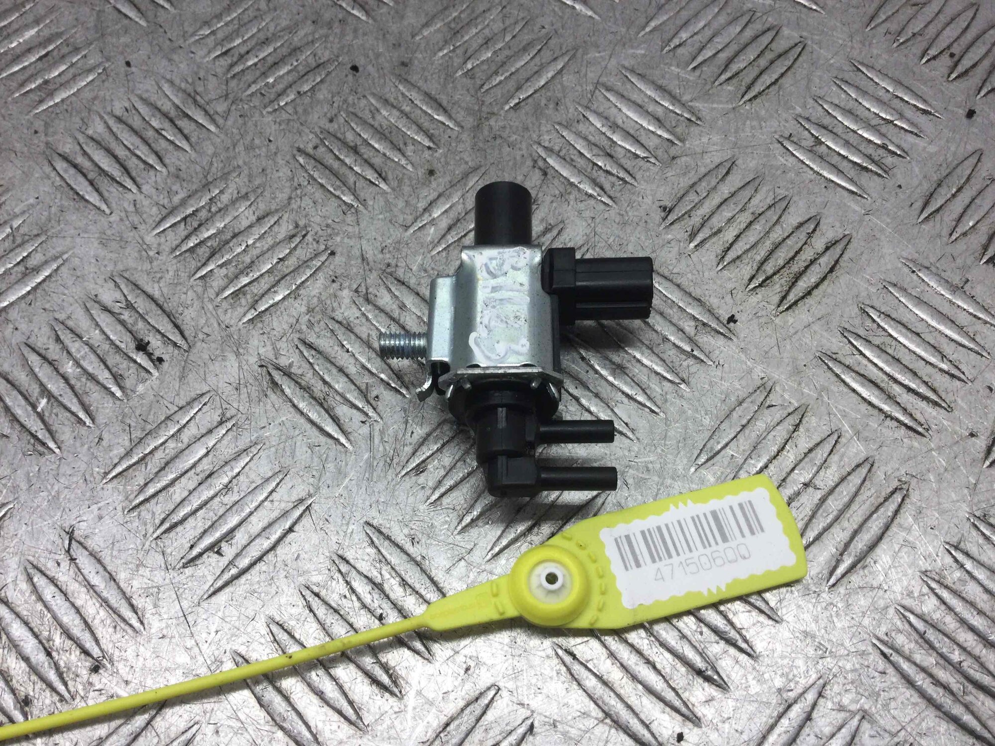 Б/У Клапан электромагнитный Ford Focus 2 поколение (2005-2008) 2007 г.