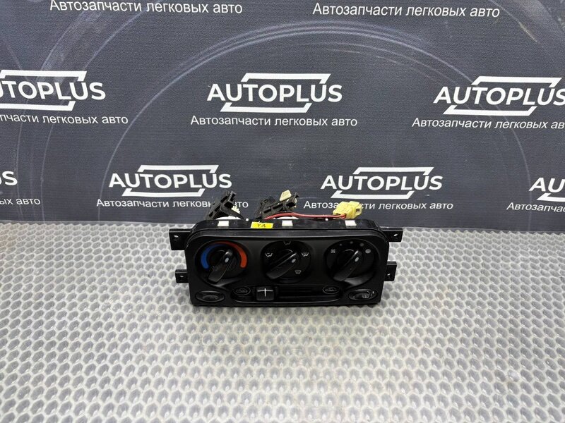 Блок управления климат-контролем