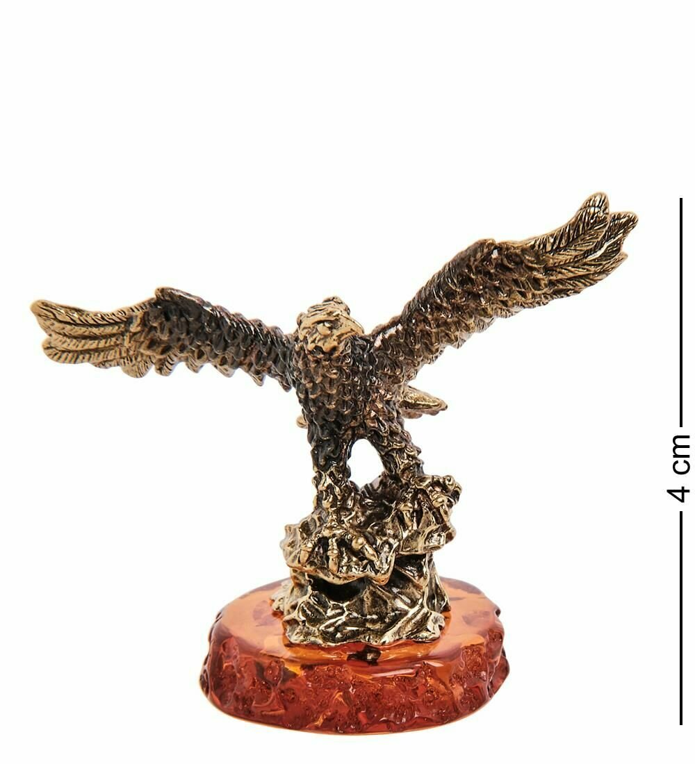 Фигурка Сокол на охоте (латунь, янтарь) A2059999 Народные промыслы бронзовый
