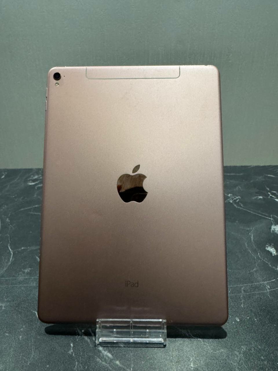 9.7" Планшет Apple iPad Pro 2016, Wi-Fi + Cellular, 32 ГБ, Розовое золото