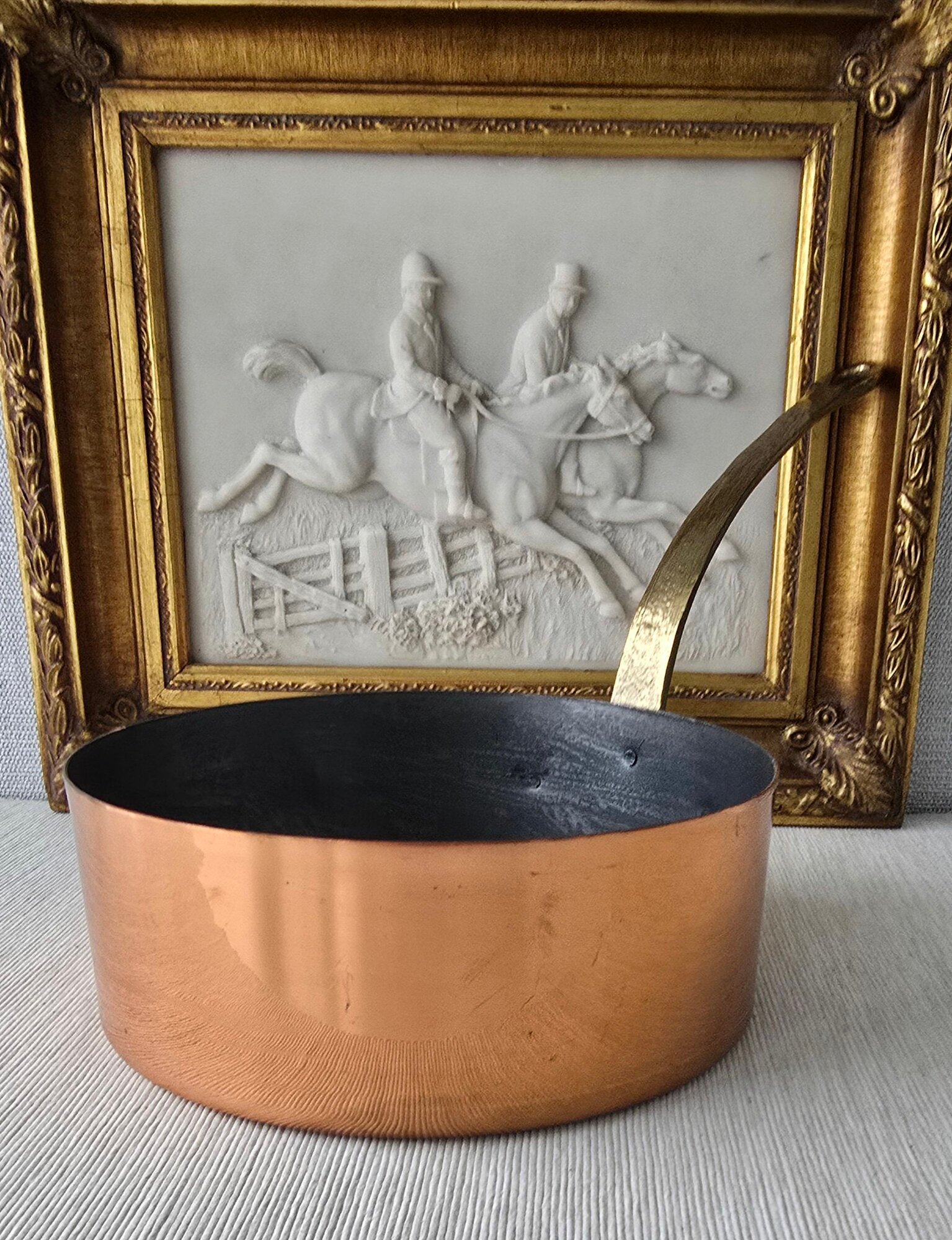 Антикварный медный ковш