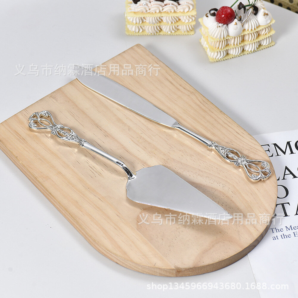 Набор из ножа и ложки «Королевский двор», винтажный европейский столовый набор в золотом и серебряном исполнении, простой и роскошный королевский нож.