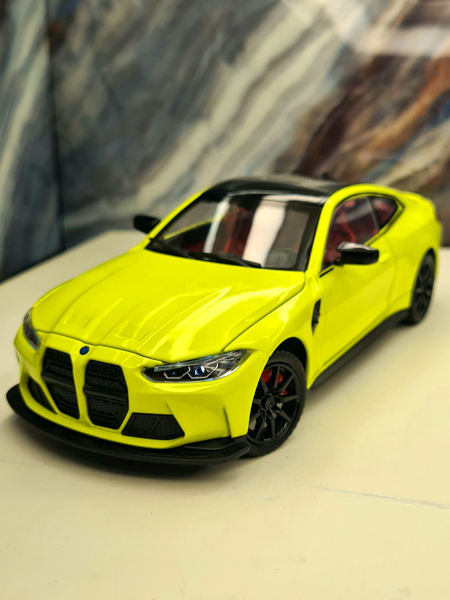 Металлическая машинка "BMW M4 G82", коллекционная, с инерционным механизмом, звук, свет