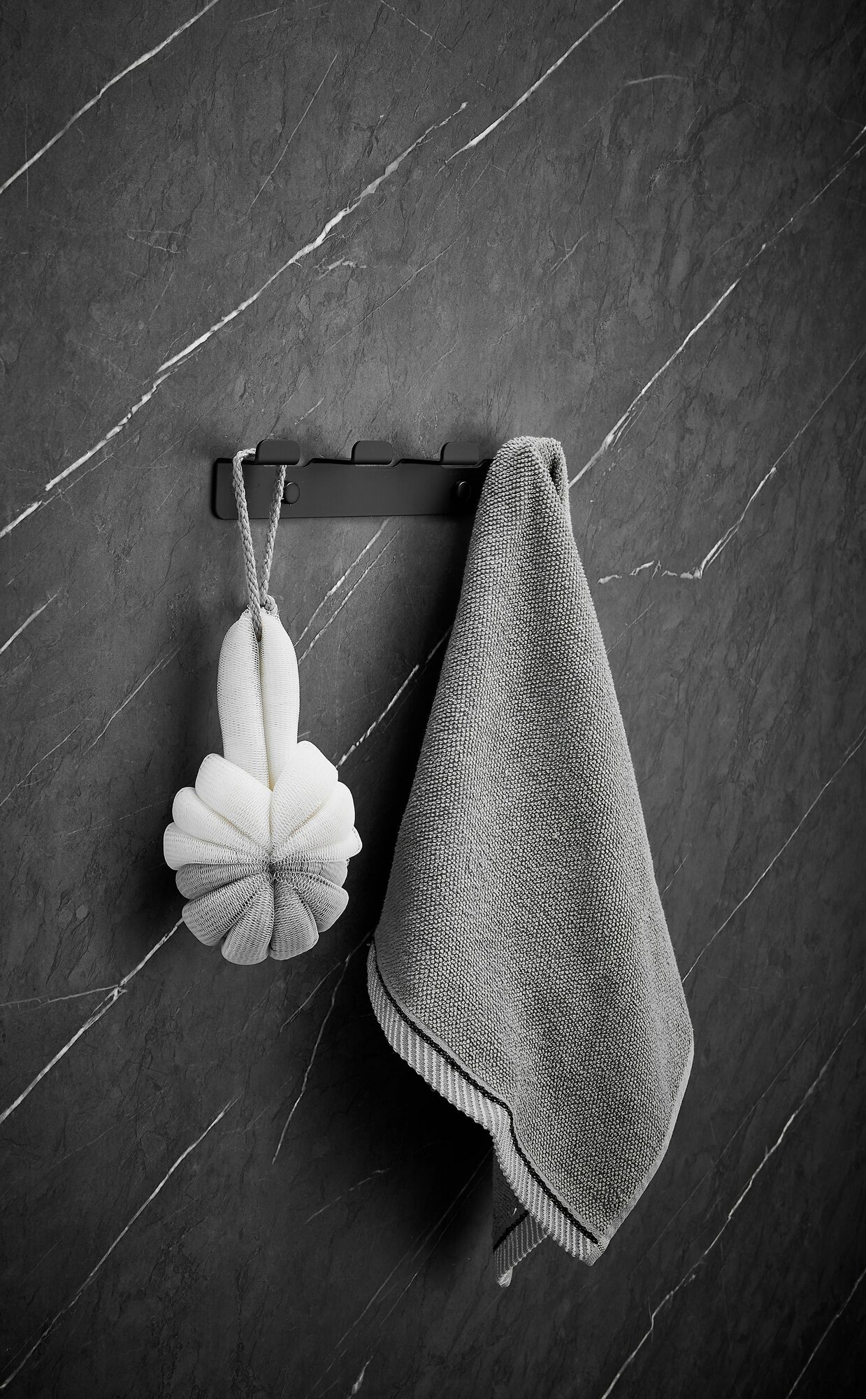 Вешалка в ванную для полотенец из нержавеющей стали, черный BELZ B9004-7