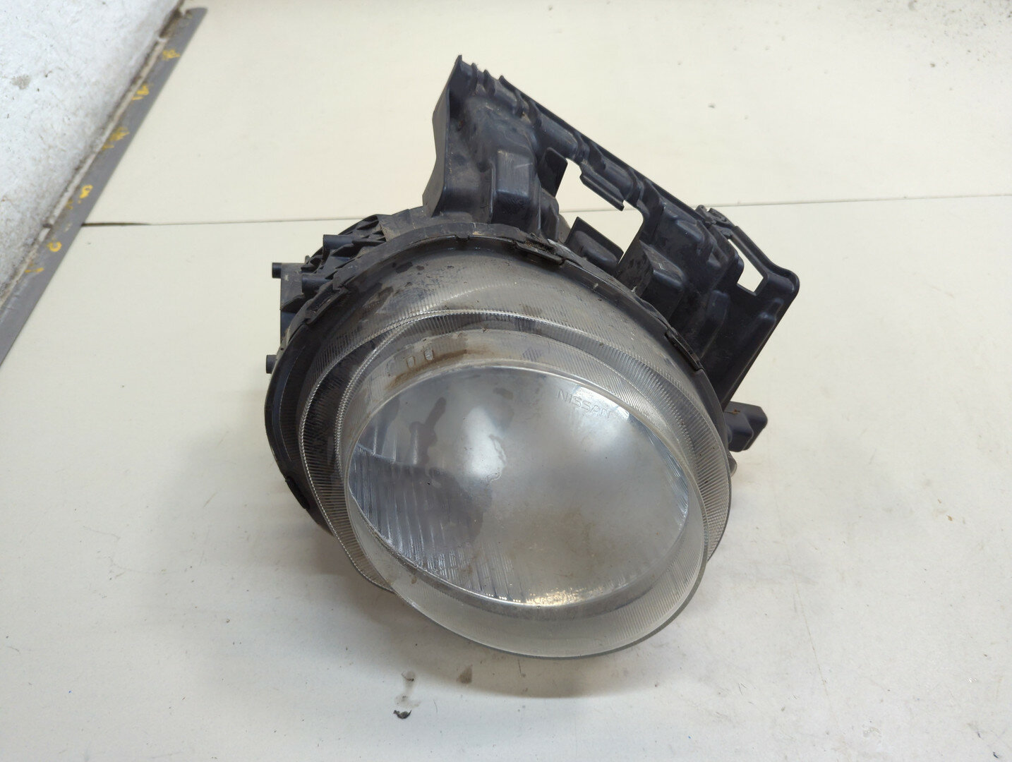 Фара (передняя) правая Nissan Juke Б/У